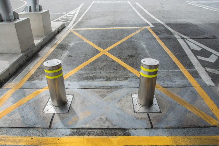 When to Install Removable Bollards or Fixed Bollards?